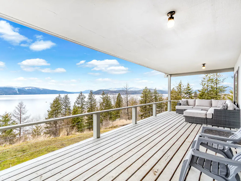 Lakeview Deck